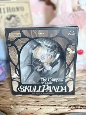 POP MART | Other | Pop Mart Skullpanda The Compass Of Light Figure ...